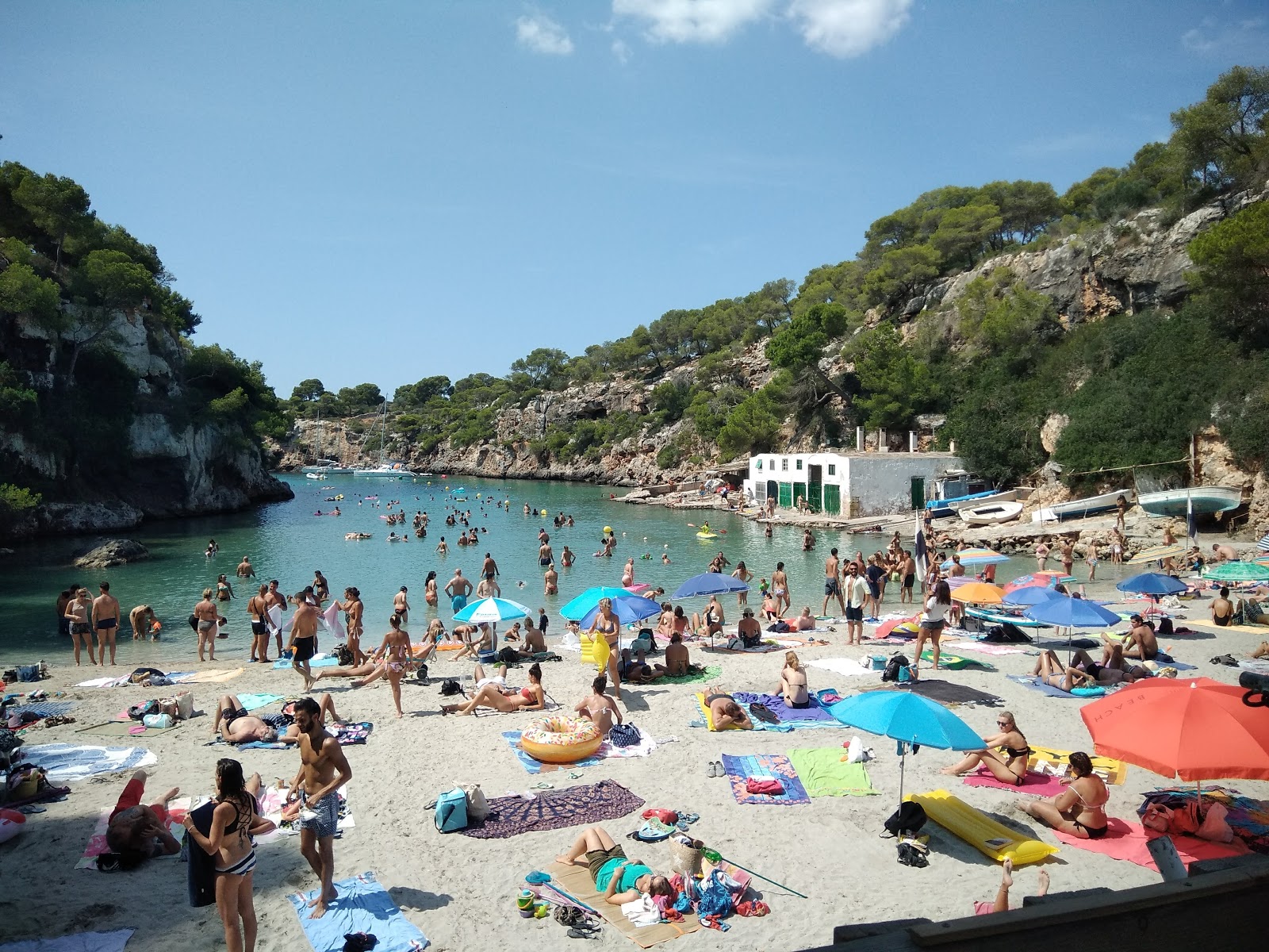 Playa Cala Pi Mallorca: Een Serene Oase aan de Oostkust - Islas Baleares